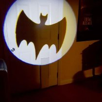 DocQuest Bat-Signal projector Batman 66 Premium Model kit! – The Mod Couple